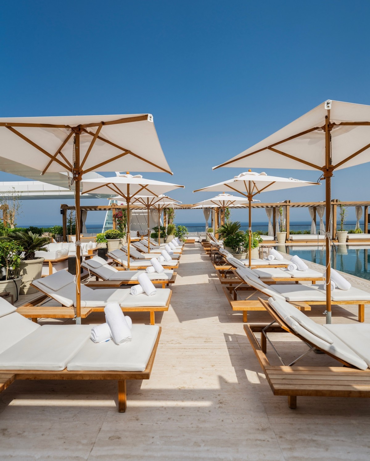 Jeddah's 5 best hotel swimming pools | LIST